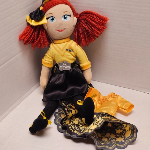 The Wiggles Toys The Wiggles Soft Ragdoll Dress Up Emma Doll Extra